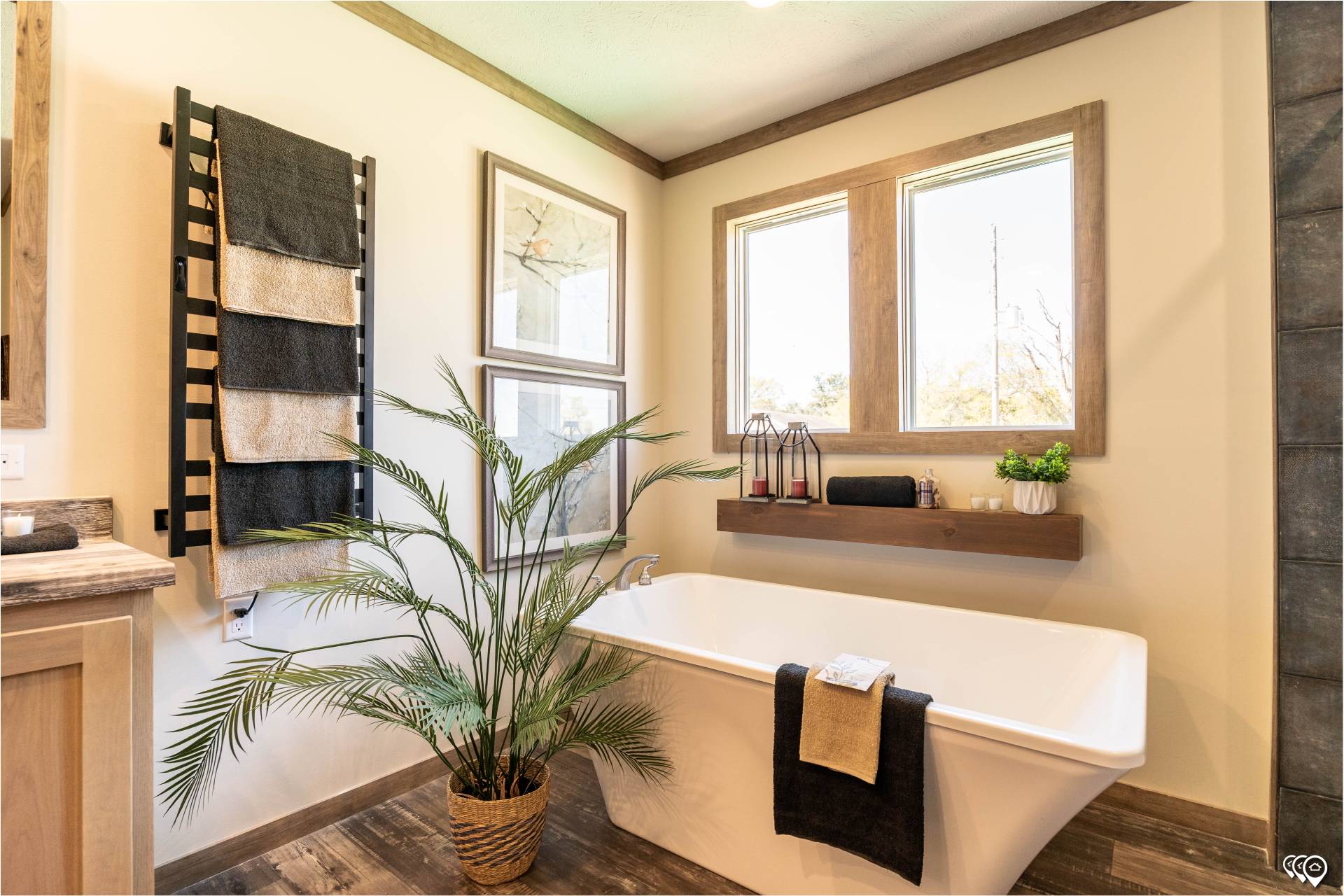 Creekside Series The Lake Wood CS-3254 from Yurezz Home Center of Russellville